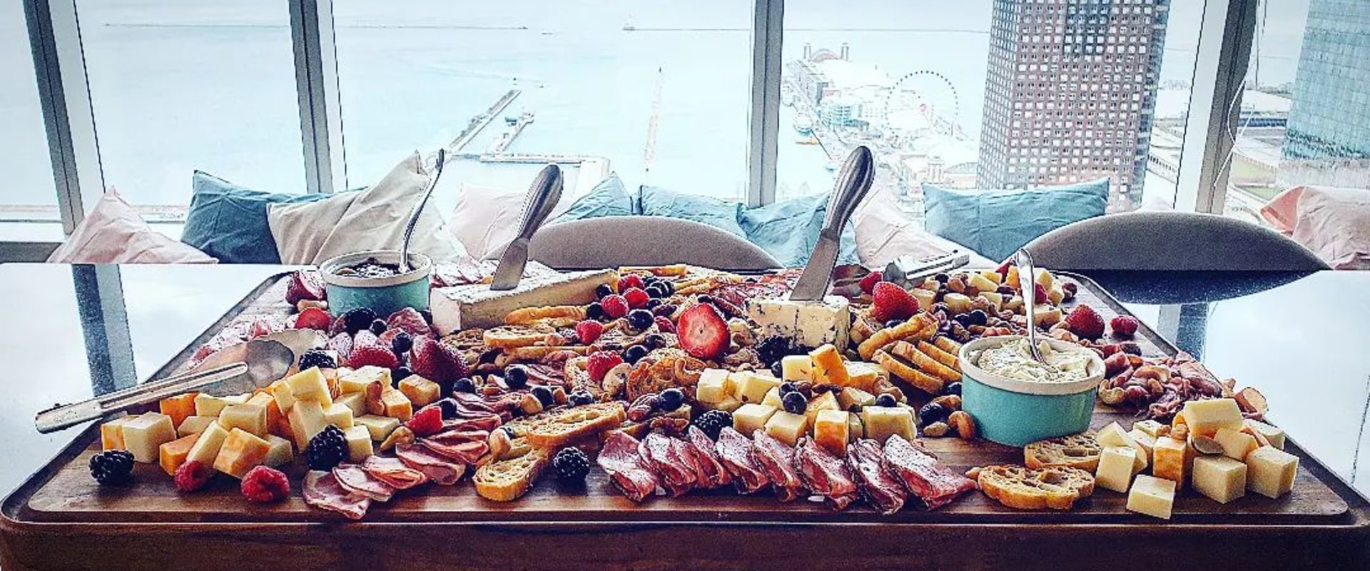 Discovering the Hidden Gems of Chicago's Restaurant Scene